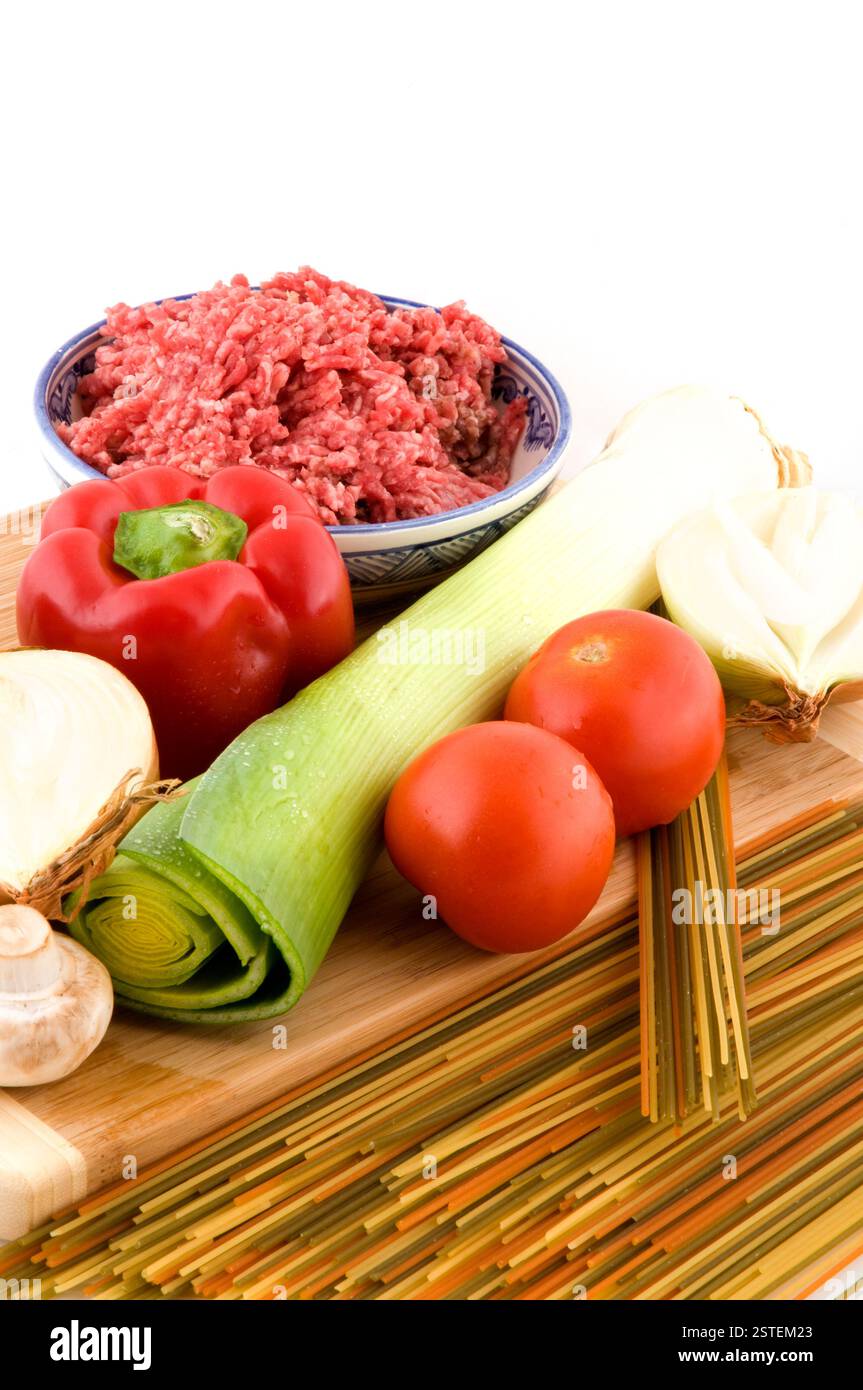 Spaghetti minced meat vegetables hi-res stock photography and images ...