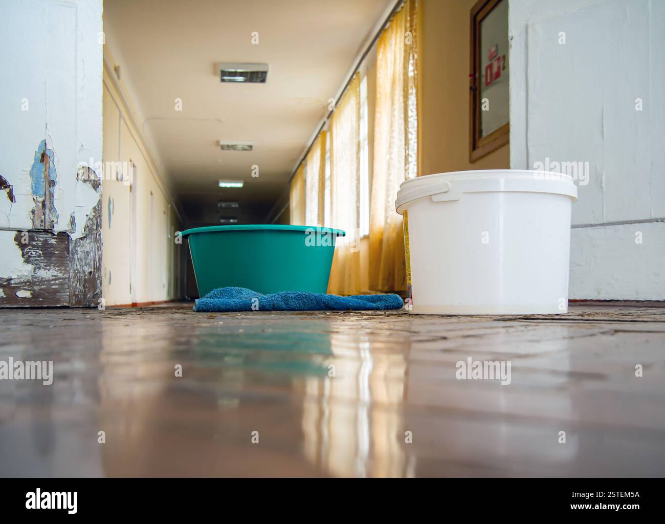 House building flow interior hi-res stock photography and images - Alamy