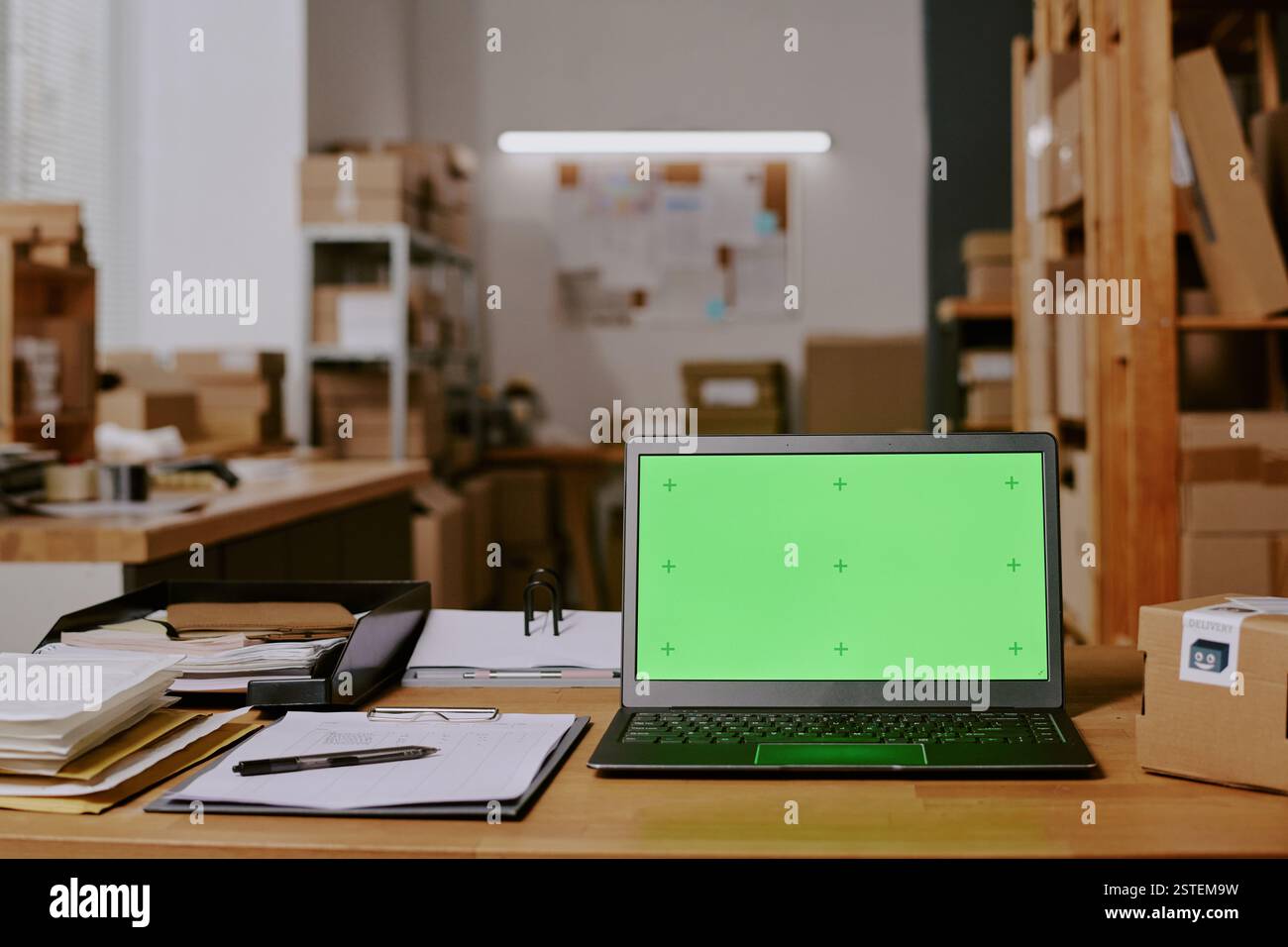 Scattered paper work on office desk hi-res stock photography and images ...