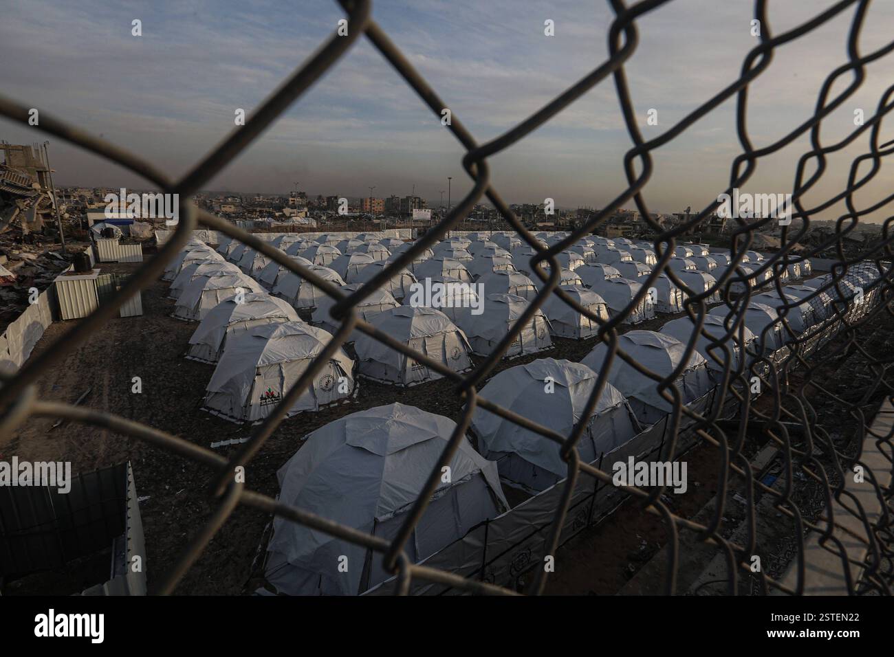Newly erected tents are spread in Al-Zeitoun neighbourhood in Gaza City ...
