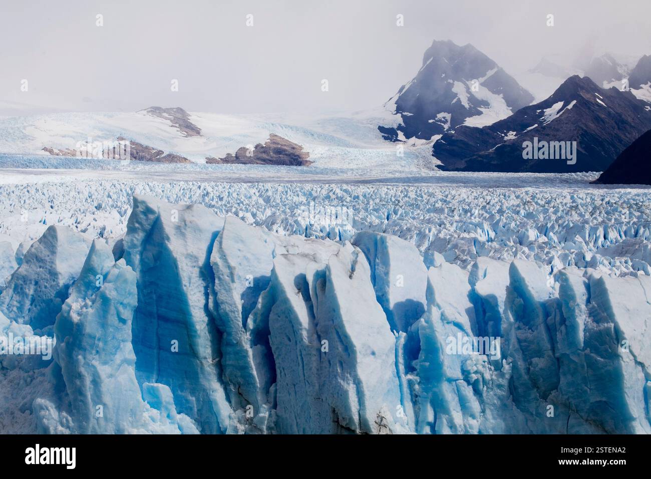 Ice and water barrier hi-res stock photography and images - Alamy