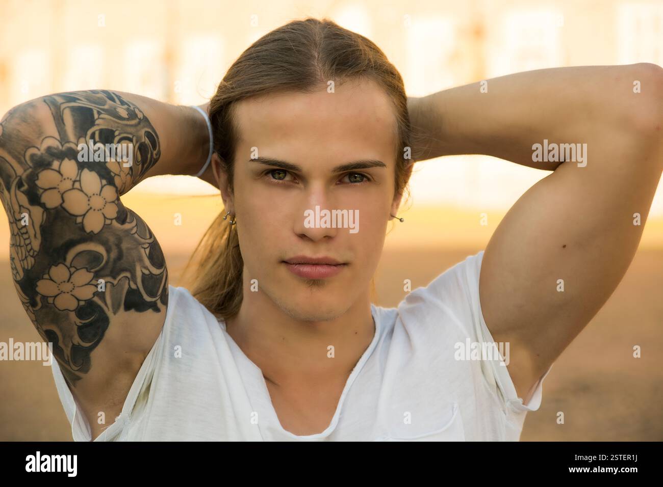 Young man head model hi-res stock photography and images - Alamy