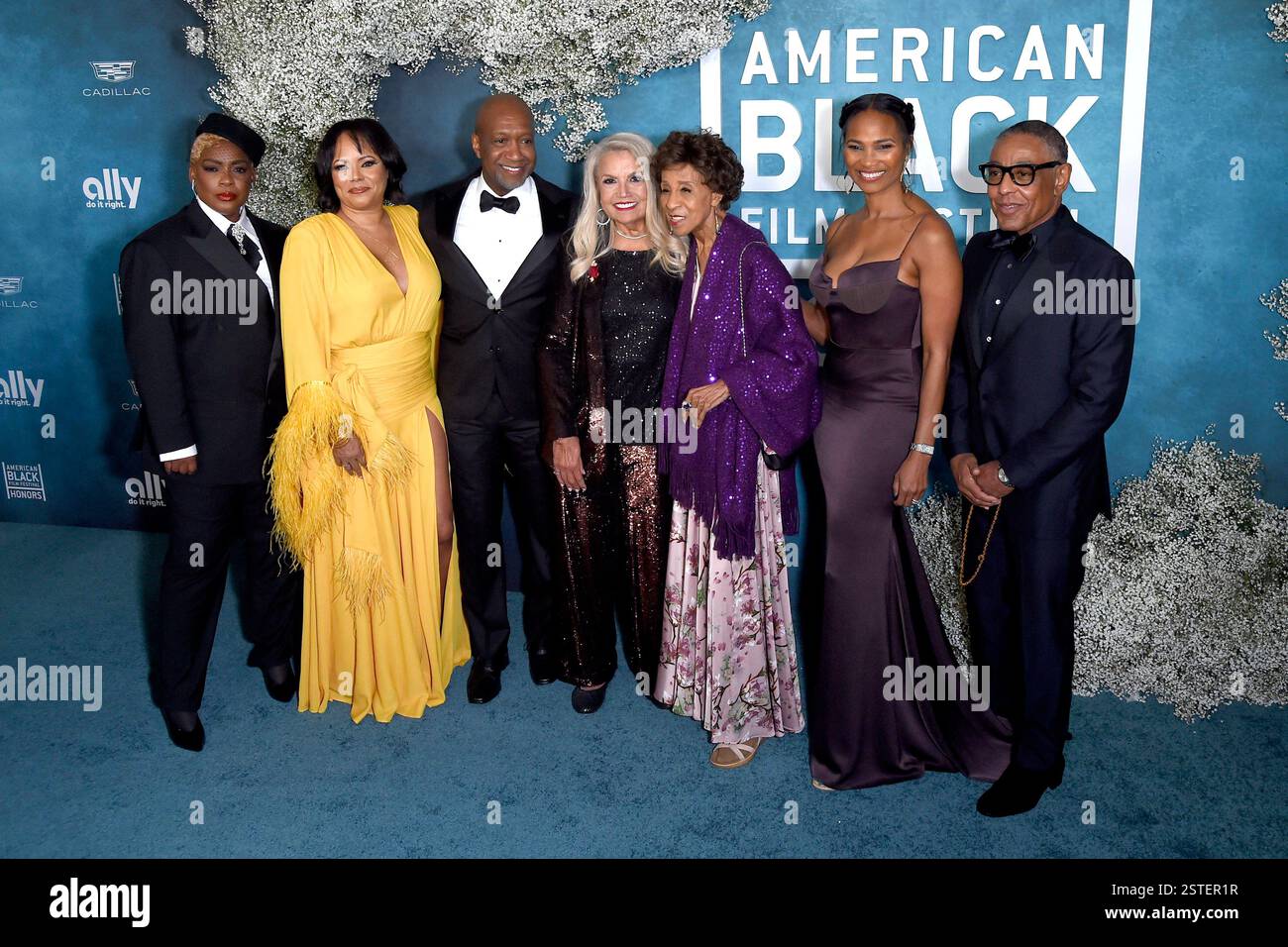 Aunjanue Ellis-Taylor, Rikki Hughes, Jeff Friday, Suzanne de Passe ...