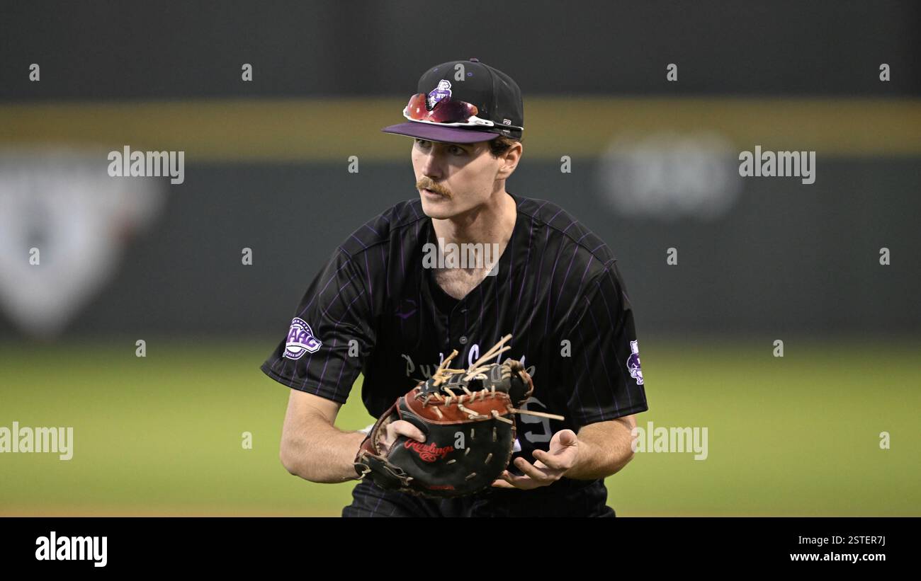 Niagara's Evan Wilde during an NCAA baseball game on Friday, Feb 14 ...