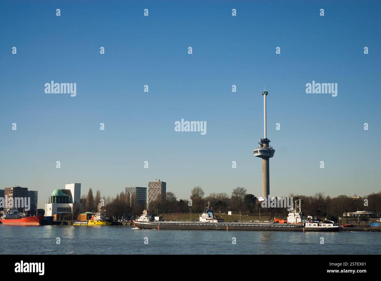 Skyline rotterdam with euromast and canal hi-res stock photography and ...