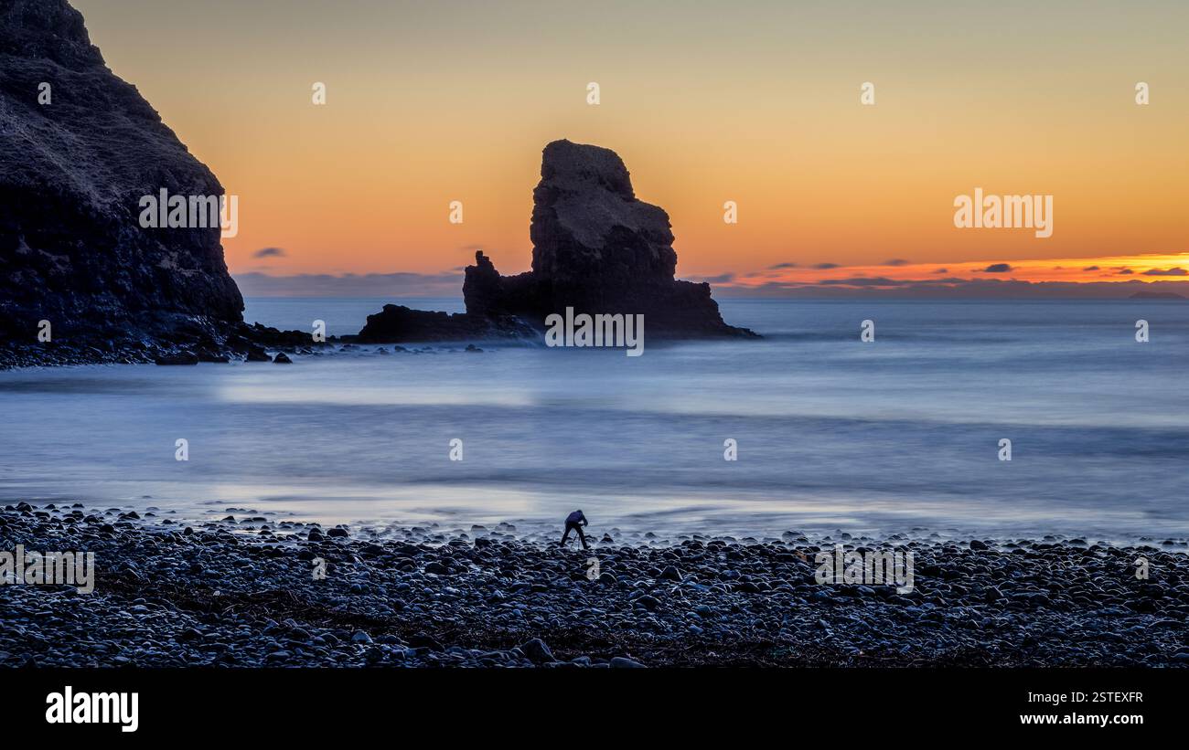 Talisker Bay, Isle of Skye, Scotland Stock Photo - Alamy