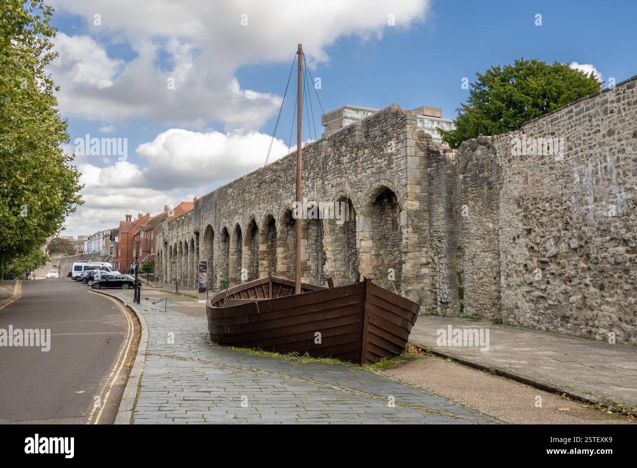 The Arcades, Southampton, Hampshire, England, UK, Medieval City Walls ...