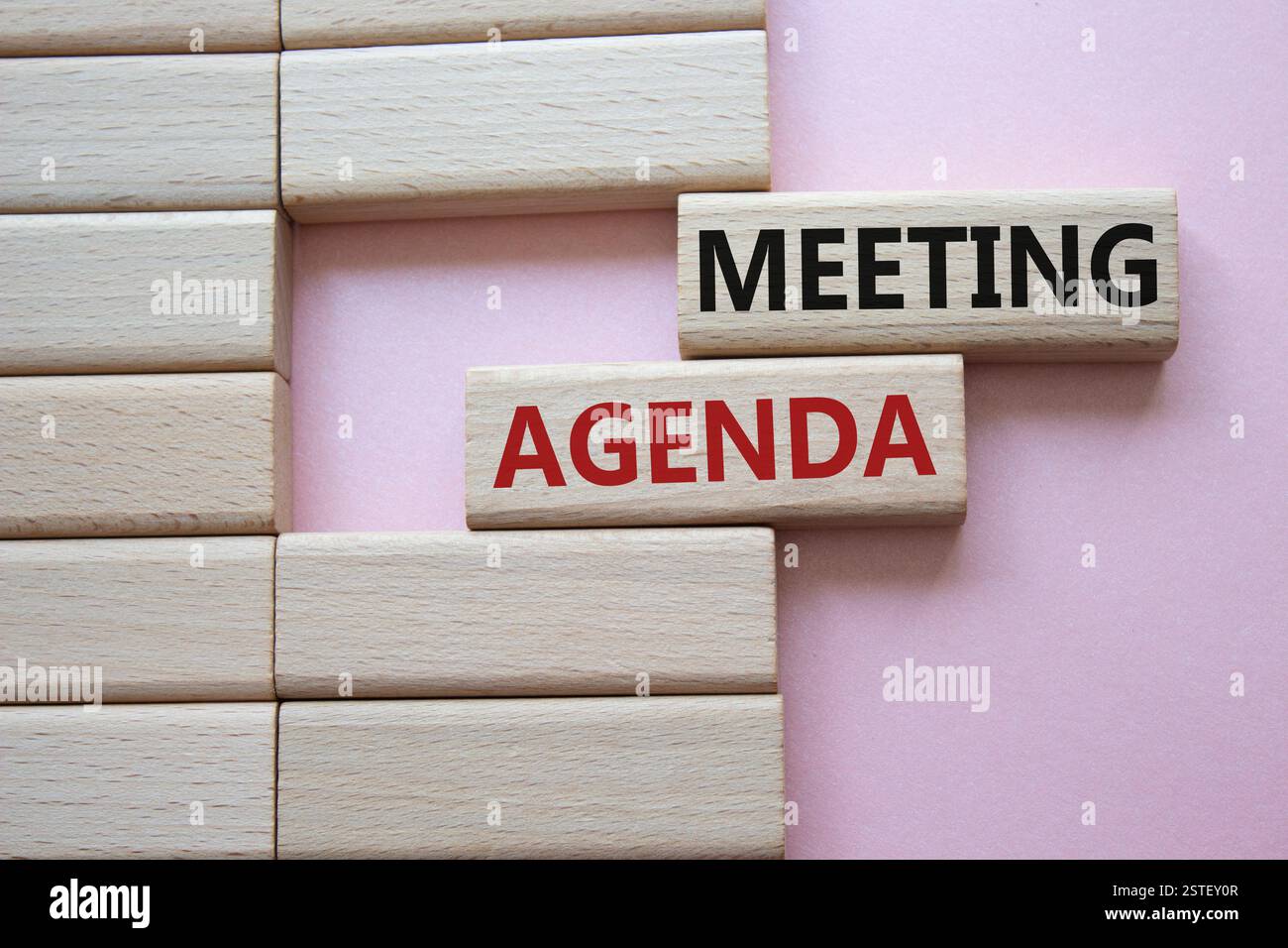 Meeting agenda symbol. Concept word Meeting agenda on wooden blocks ...