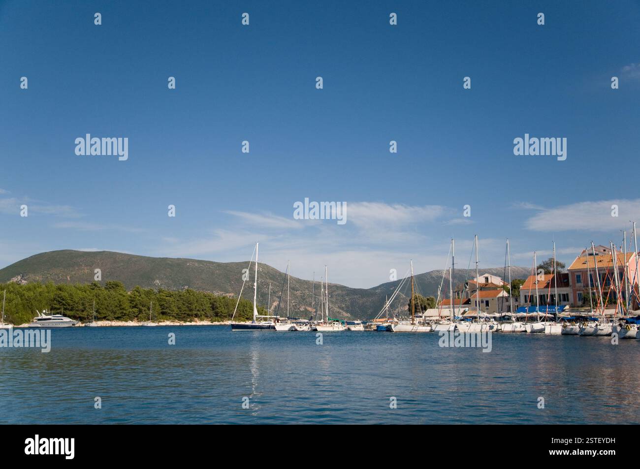 Small greek village hi-res stock photography and images - Alamy