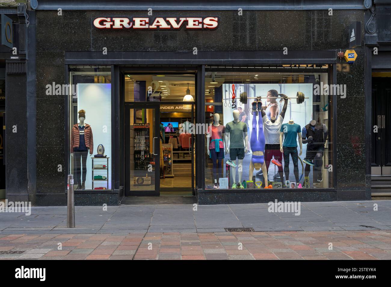 Scottish gordon street hi-res stock photography and images - Alamy