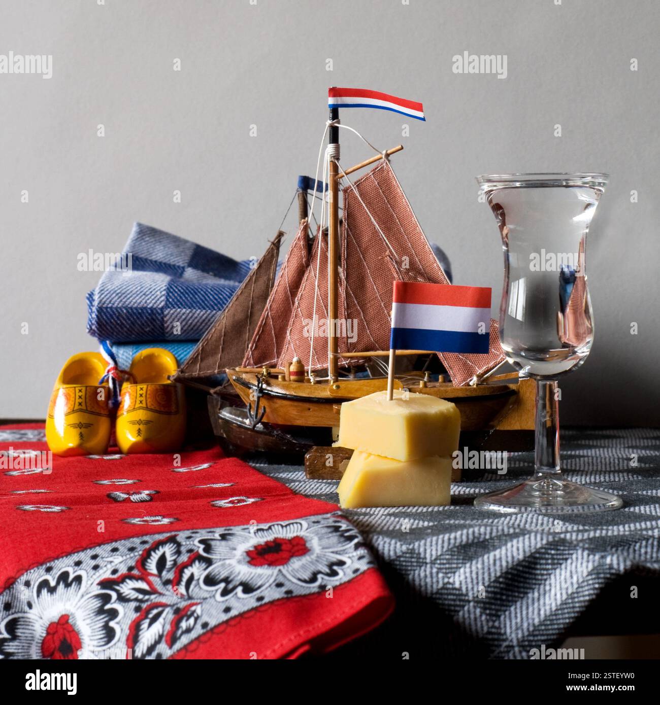 Dutch cheese boats and drinks Stock Photo - Alamy