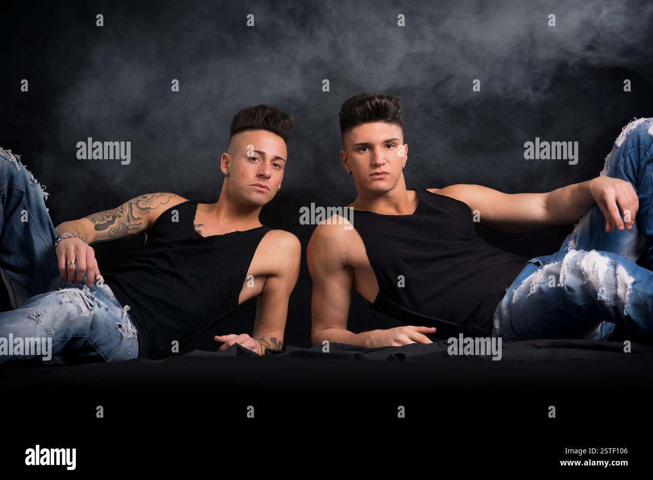 Studio portrait two friends hi-res stock photography and images - Alamy