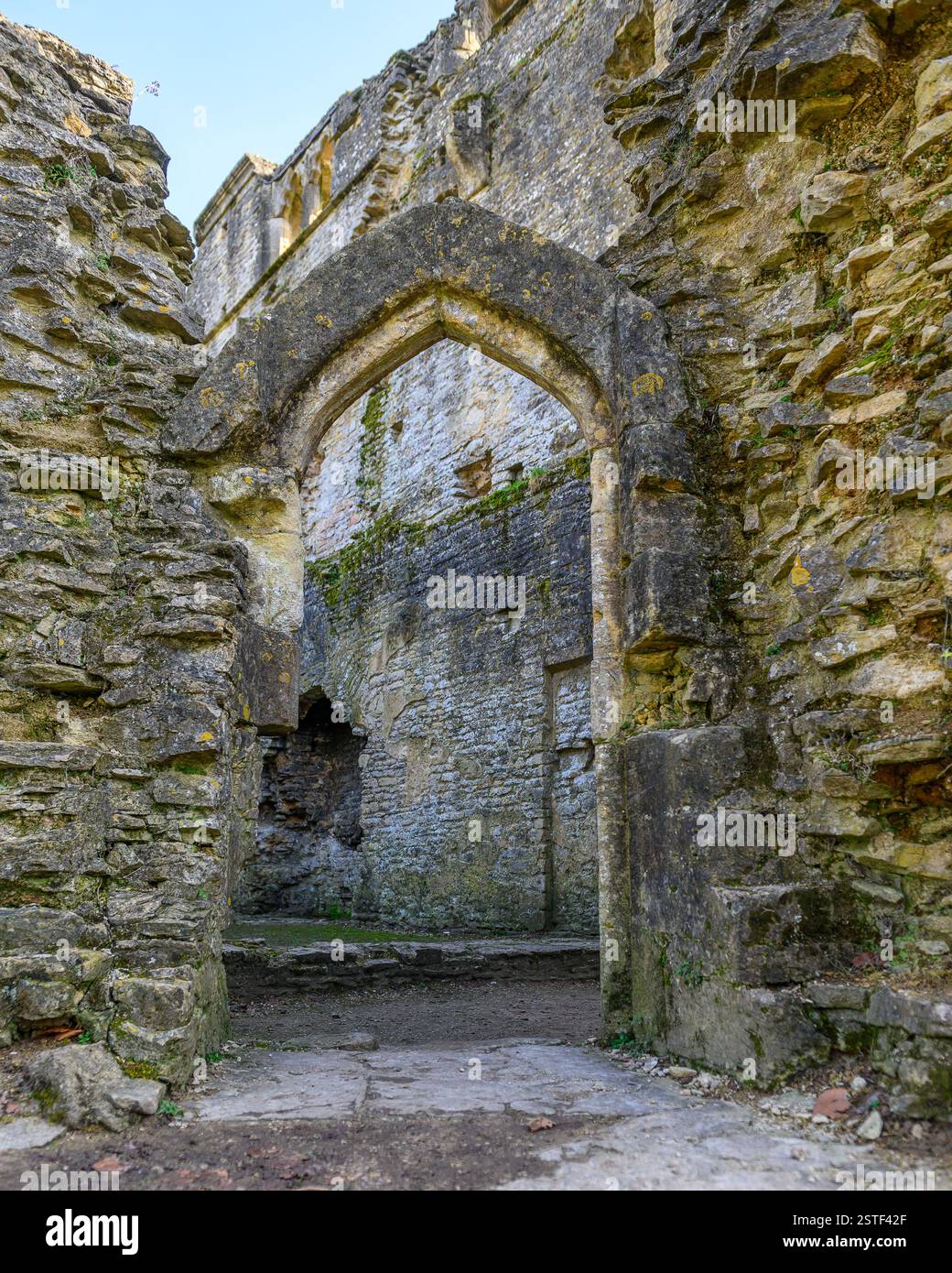 Picturesque ruins minster lovell hall hi-res stock photography and ...