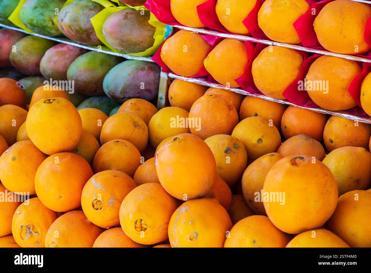 Fruit supermarket egypt hi-res stock photography and images - Alamy