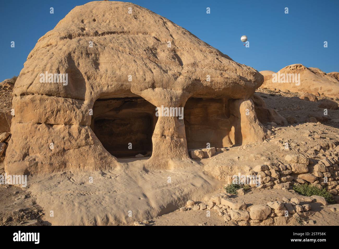 Rock Formation with Stone Window in Raqmu. Beautiful Sunny Stony ...