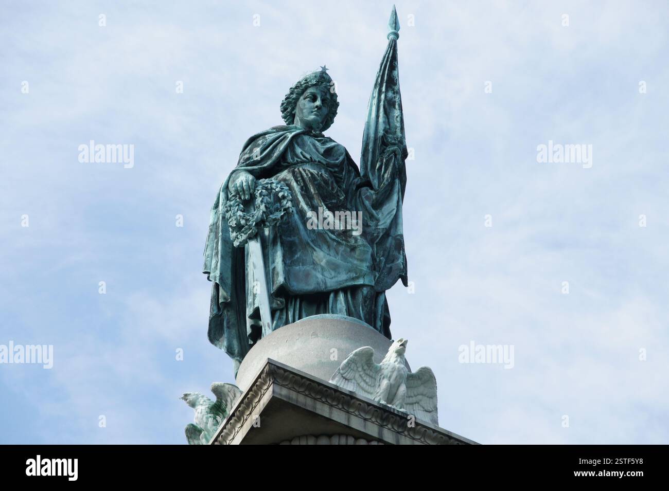 Memorial obelisk in honor hi-res stock photography and images - Alamy