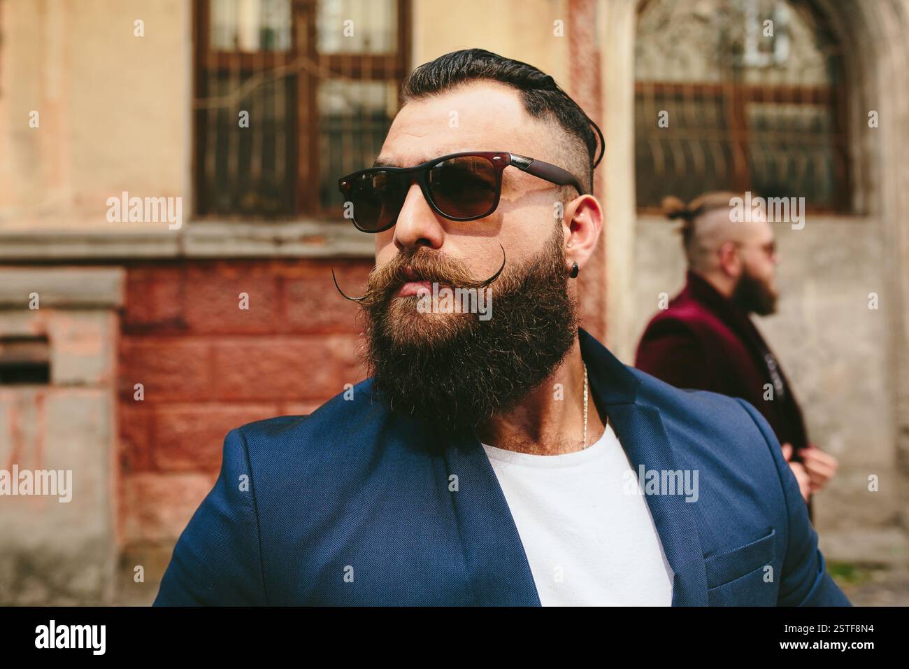 Bearded men hi-res stock photography and images - Alamy