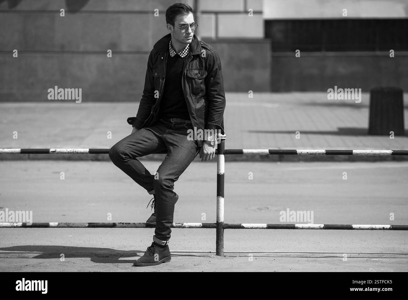 Posing city Black and White Stock Photos & Images - Alamy