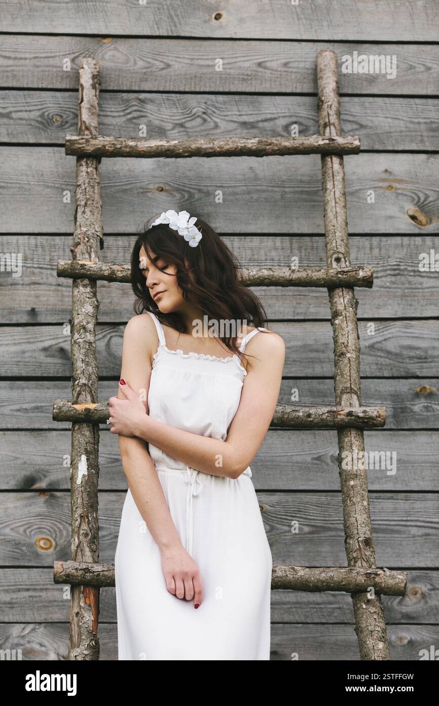 Tree house ladder hi-res stock photography and images - Alamy