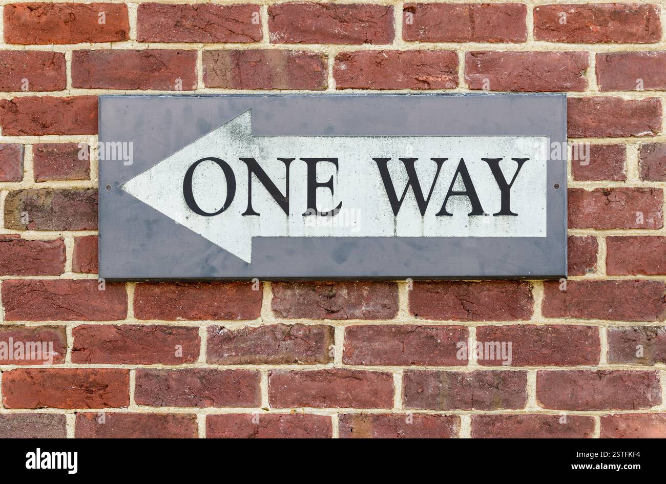 One way sign Stock Photo - Alamy