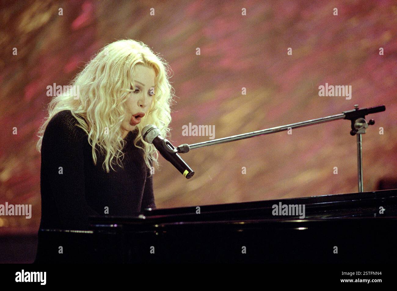 Ivana spagna super 1999 hi-res stock photography and images - Alamy