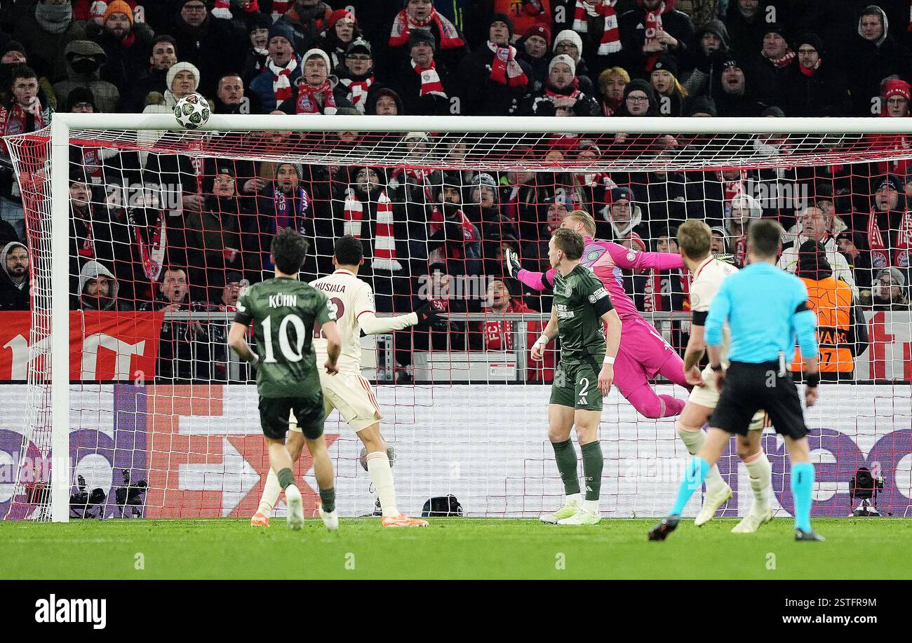 Bayern Munich's Harry Kane hits the crossbar from a shot on goal during ...