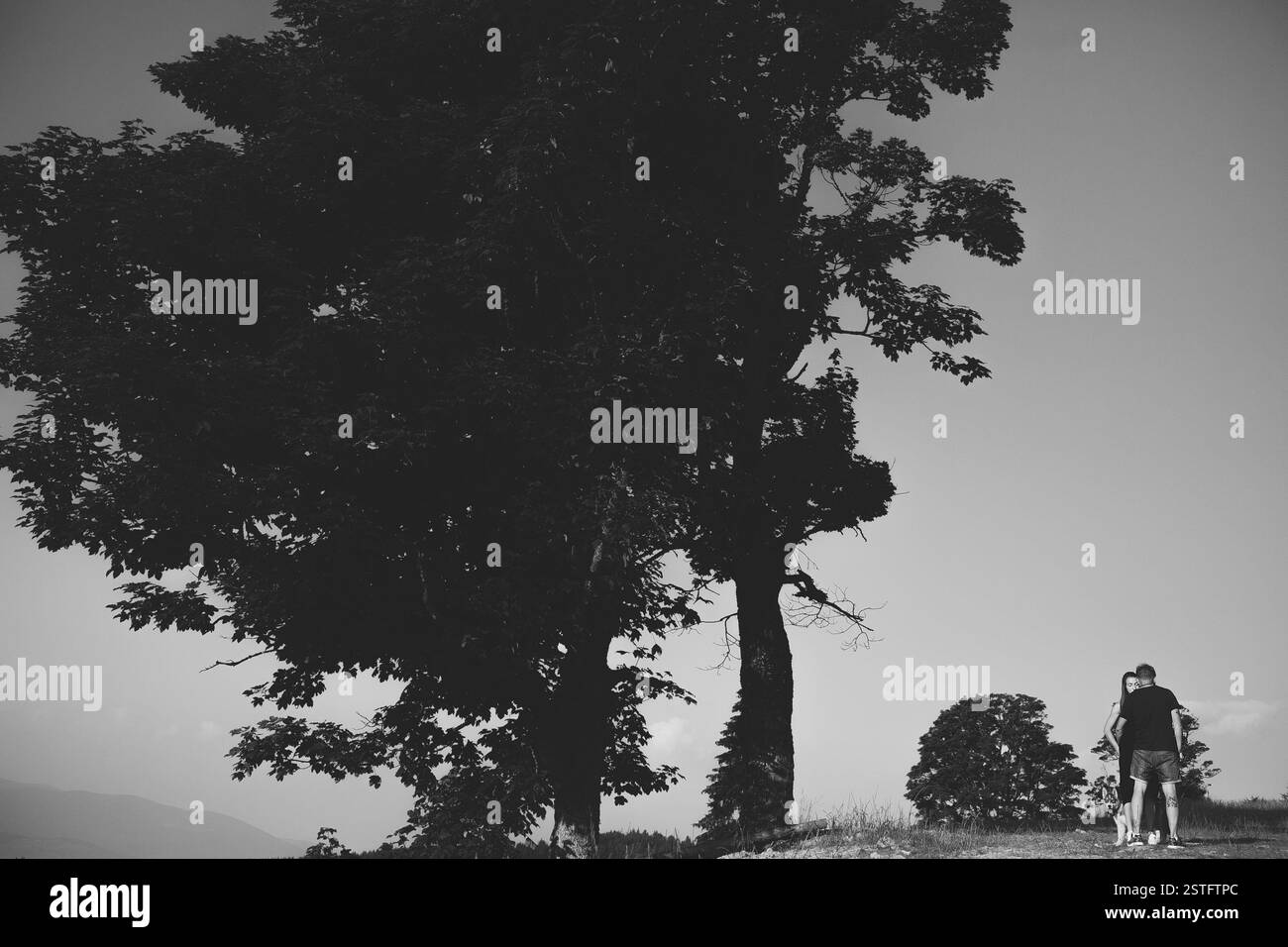 Photo happy couple in Black and White Stock Photos & Images - Alamy