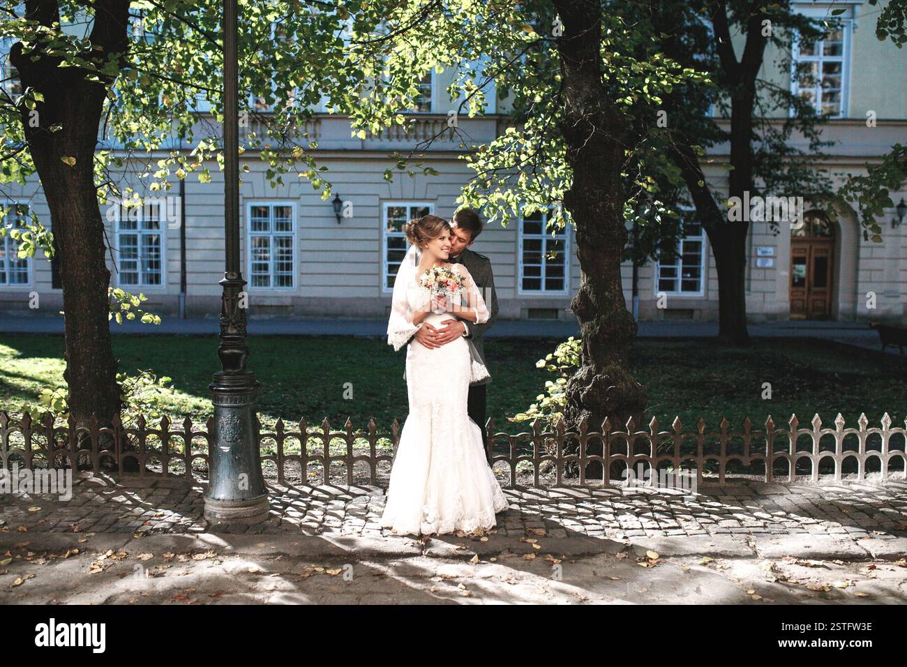 Bride groom story hi-res stock photography and images - Alamy