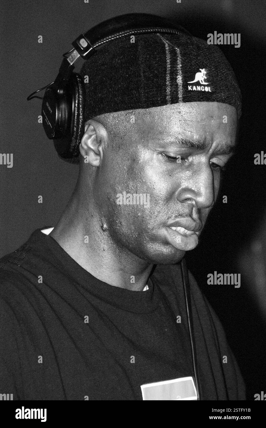 GRANDMASTER FLASH, DJ, CONCERT, 2003: Legendary DJ Grandmaster Flash at Homelands Dance Music ...