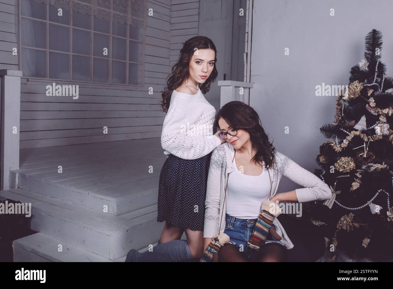 Happy family two girls hi-res stock photography and images - Alamy