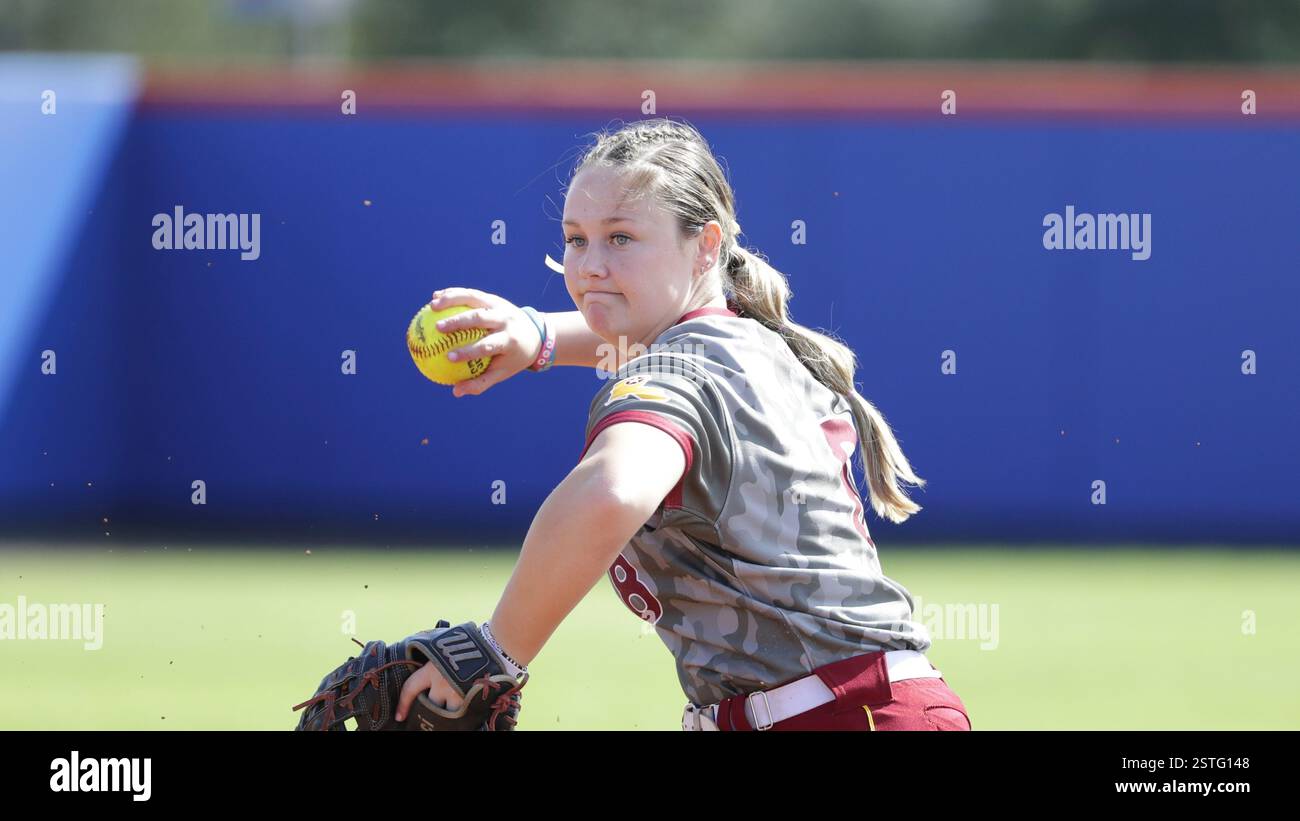Louisiana Monroe first baseman Maryssa Zenzen during an NCAA softball ...