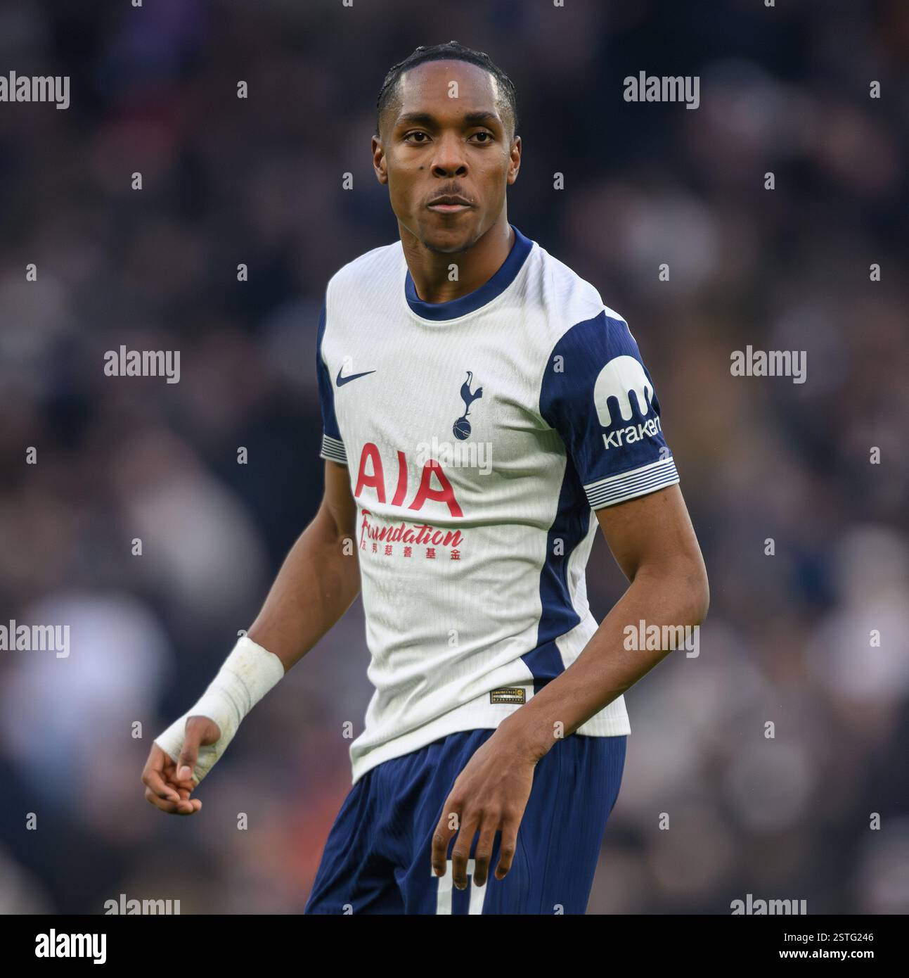London, UK. 16th Feb, 2025. Tottenham Hotspur v Manchester United ...