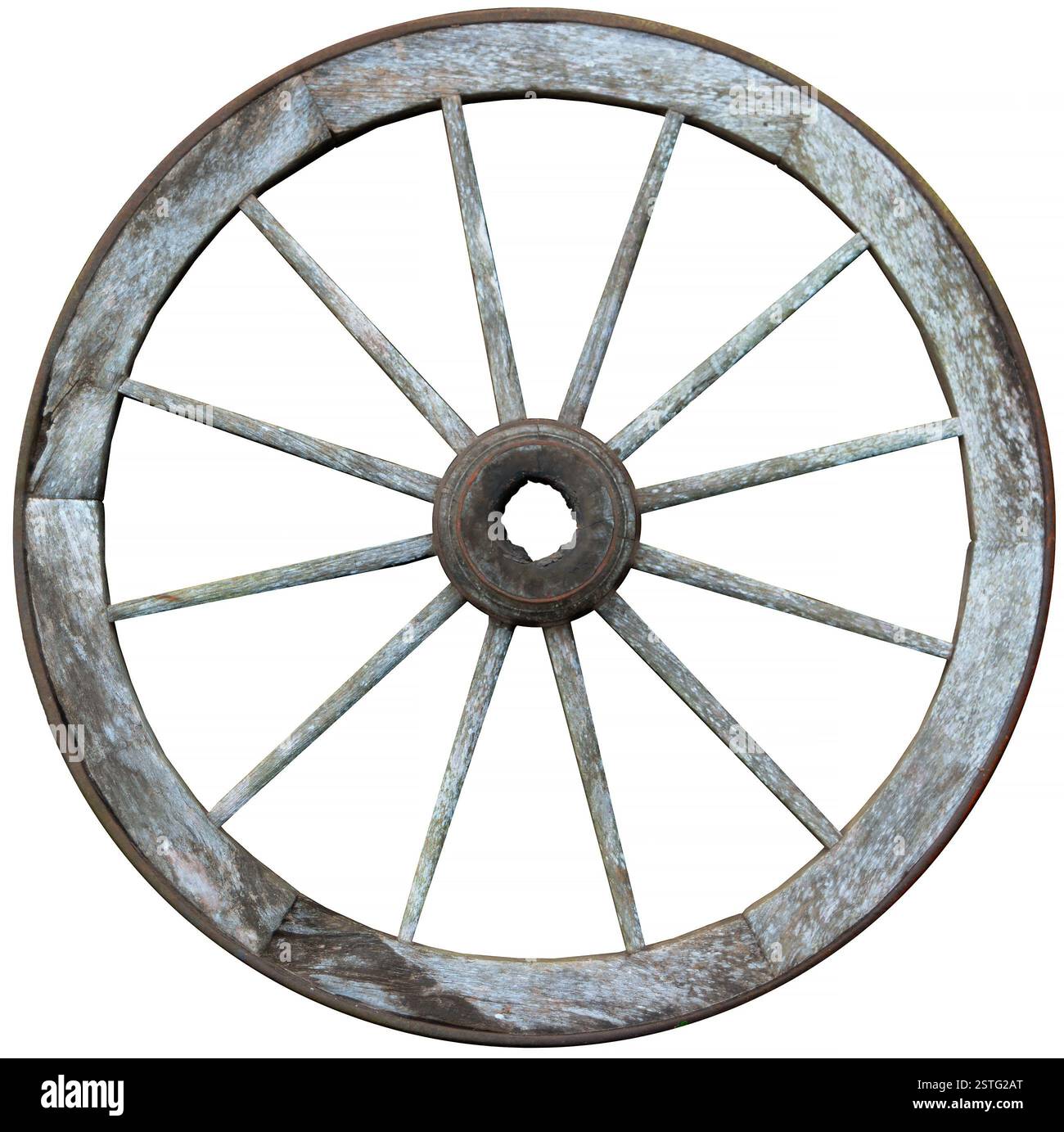 Twelve spoked timber and steel wagon wheel Stock Photo - Alamy