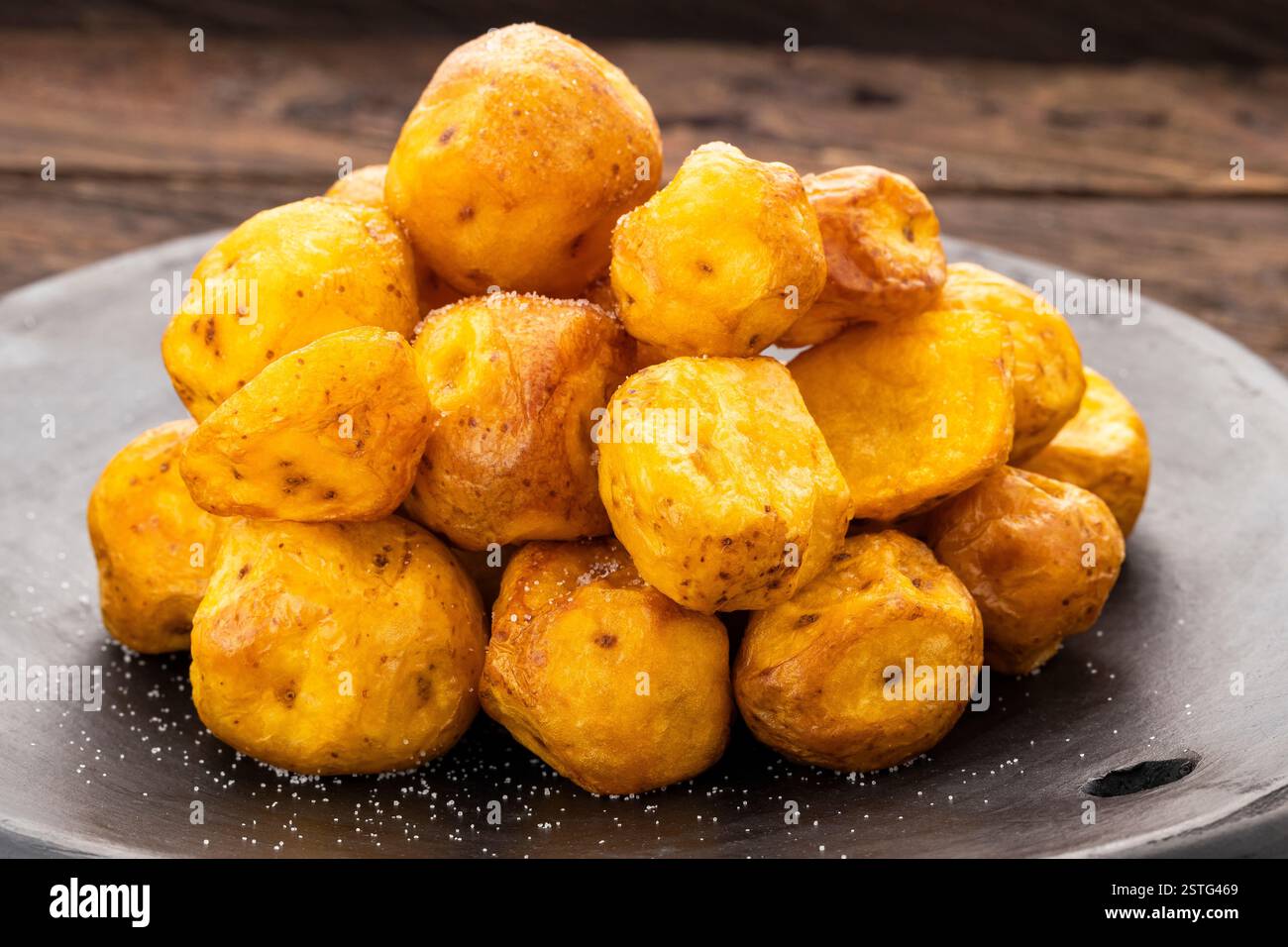 Fried creole potatoes - Typical Colombian gastronomy Stock Photo - Alamy
