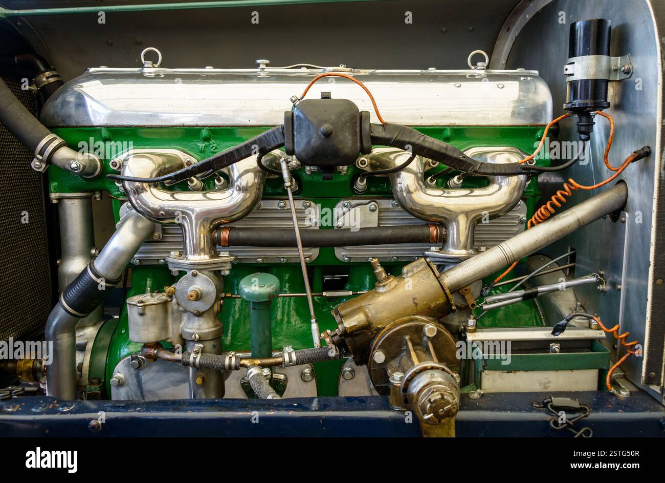 Vintage car engine Stock Photo - Alamy