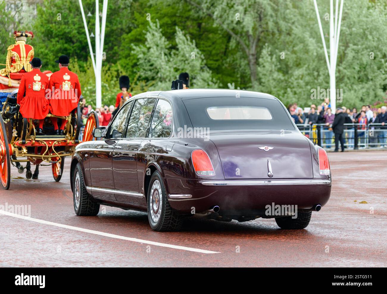 Bentley State Limousine Stock Photo - Alamy