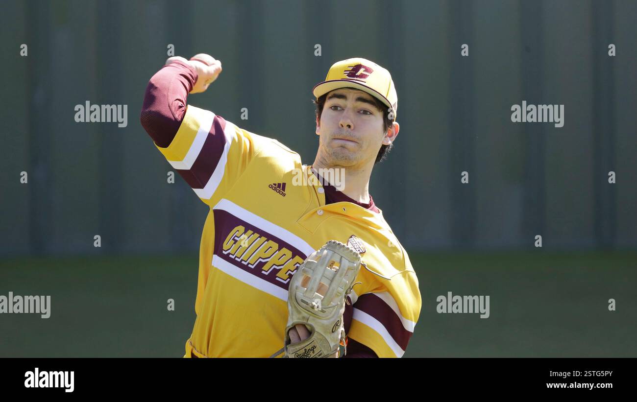 Central Michigan outfielder Mikey Murphy during an NCAA baseball game ...