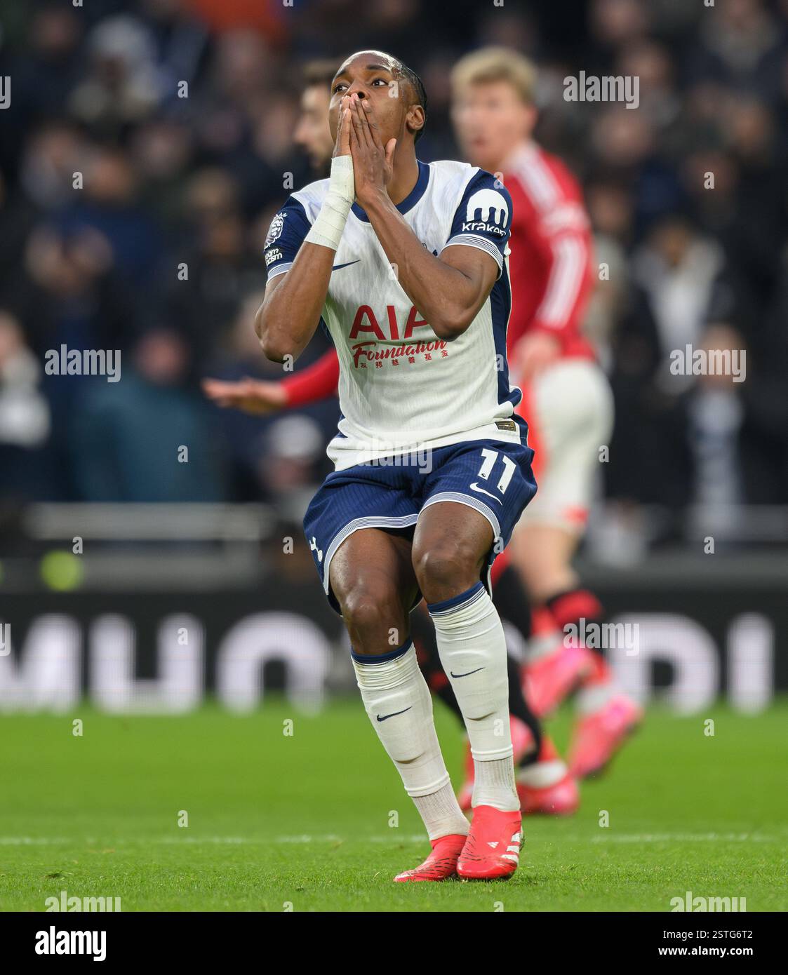 London, UK. 16th Feb, 2025. Tottenham Hotspur v Manchester United ...