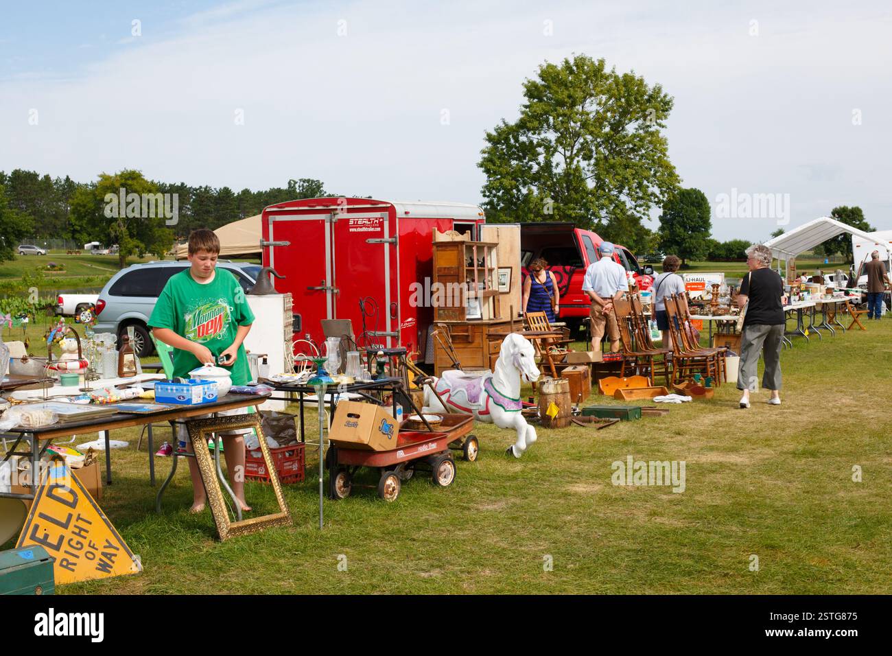 Items for sale at a flea market, Minnesota, USA Stock Photo - Alamy