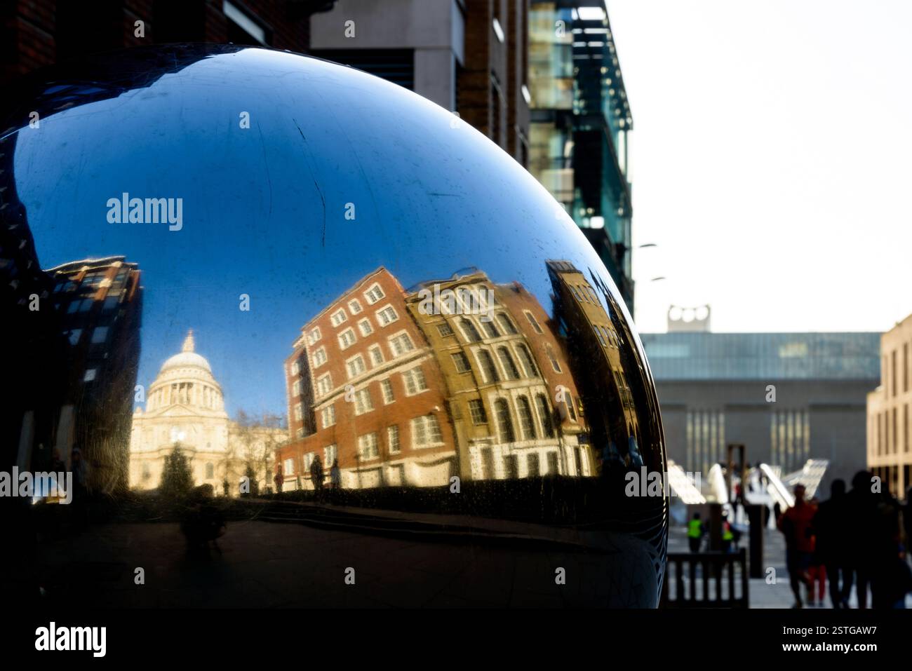 Shiny shade hi-res stock photography and images - Alamy