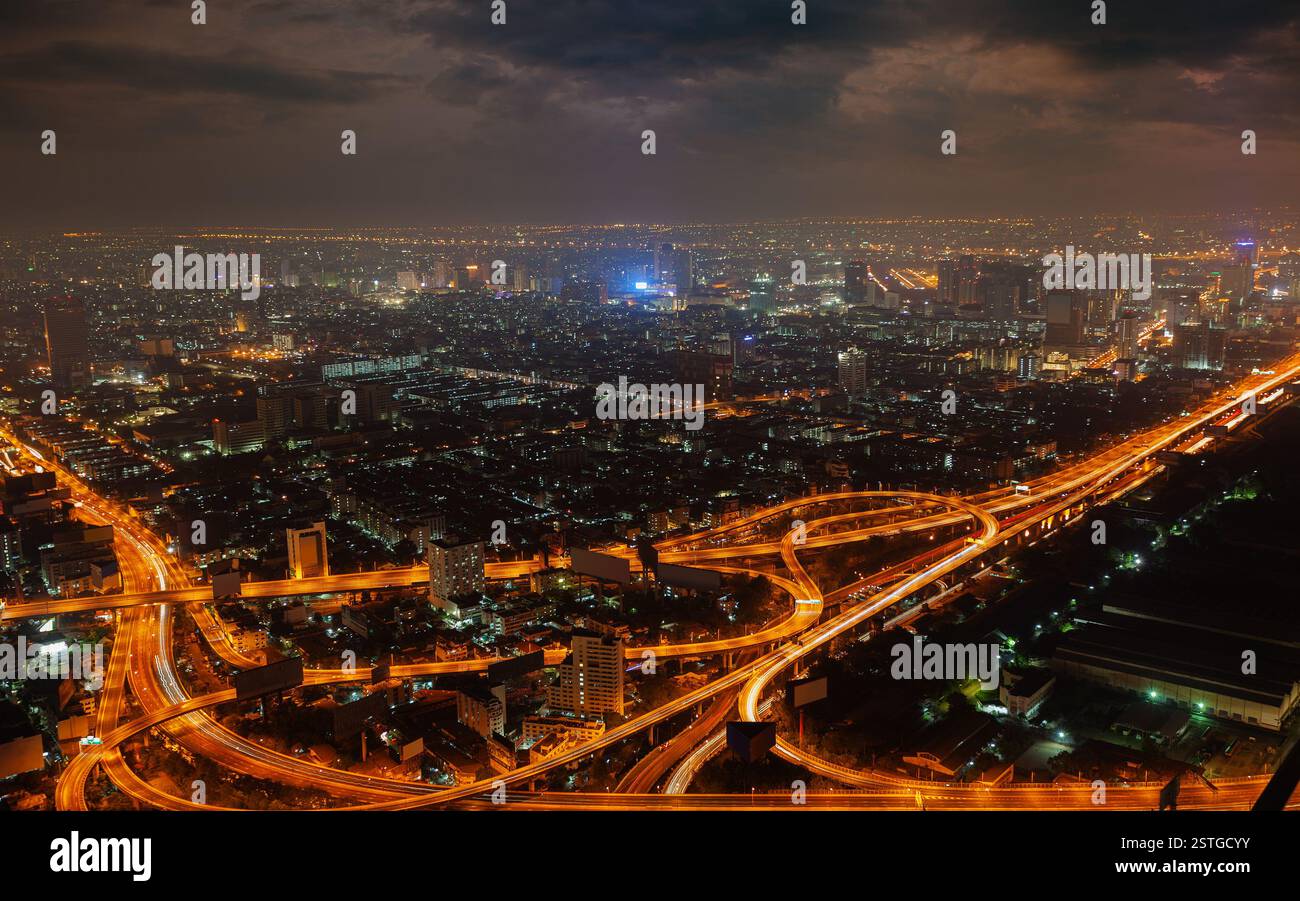 Aerial view above illuminated streets hi-res stock photography and ...