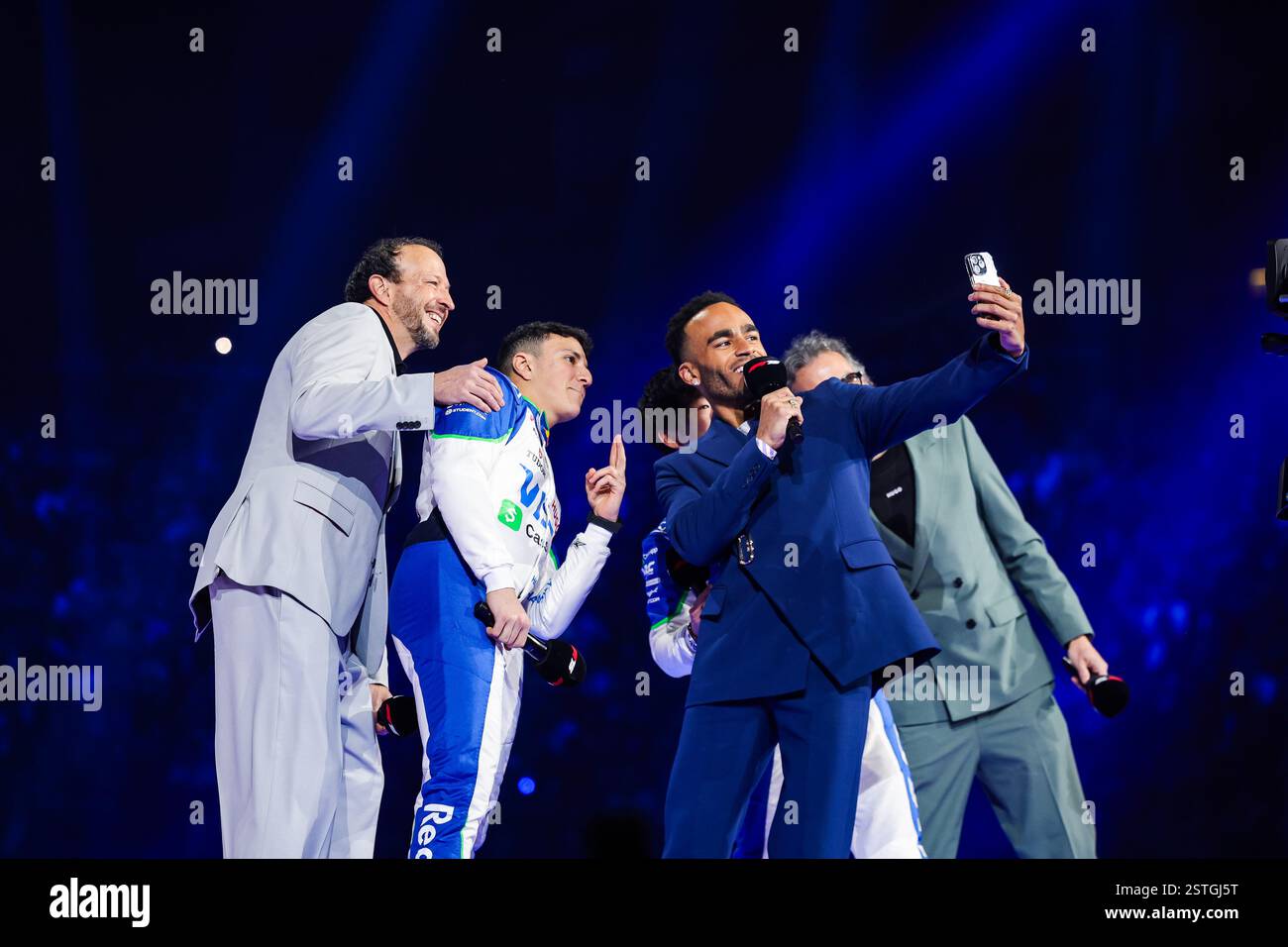 London, Emirats Arabes Unis. 18th Feb, 2025. VisaCashApp Racing Bulls ...