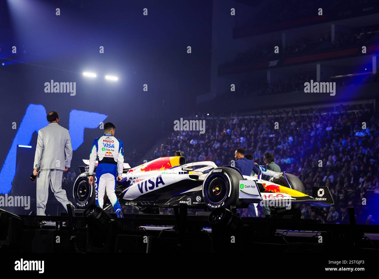 London, Emirats Arabes Unis. 18th Feb, 2025. VisaCashApp Racing Bulls ...