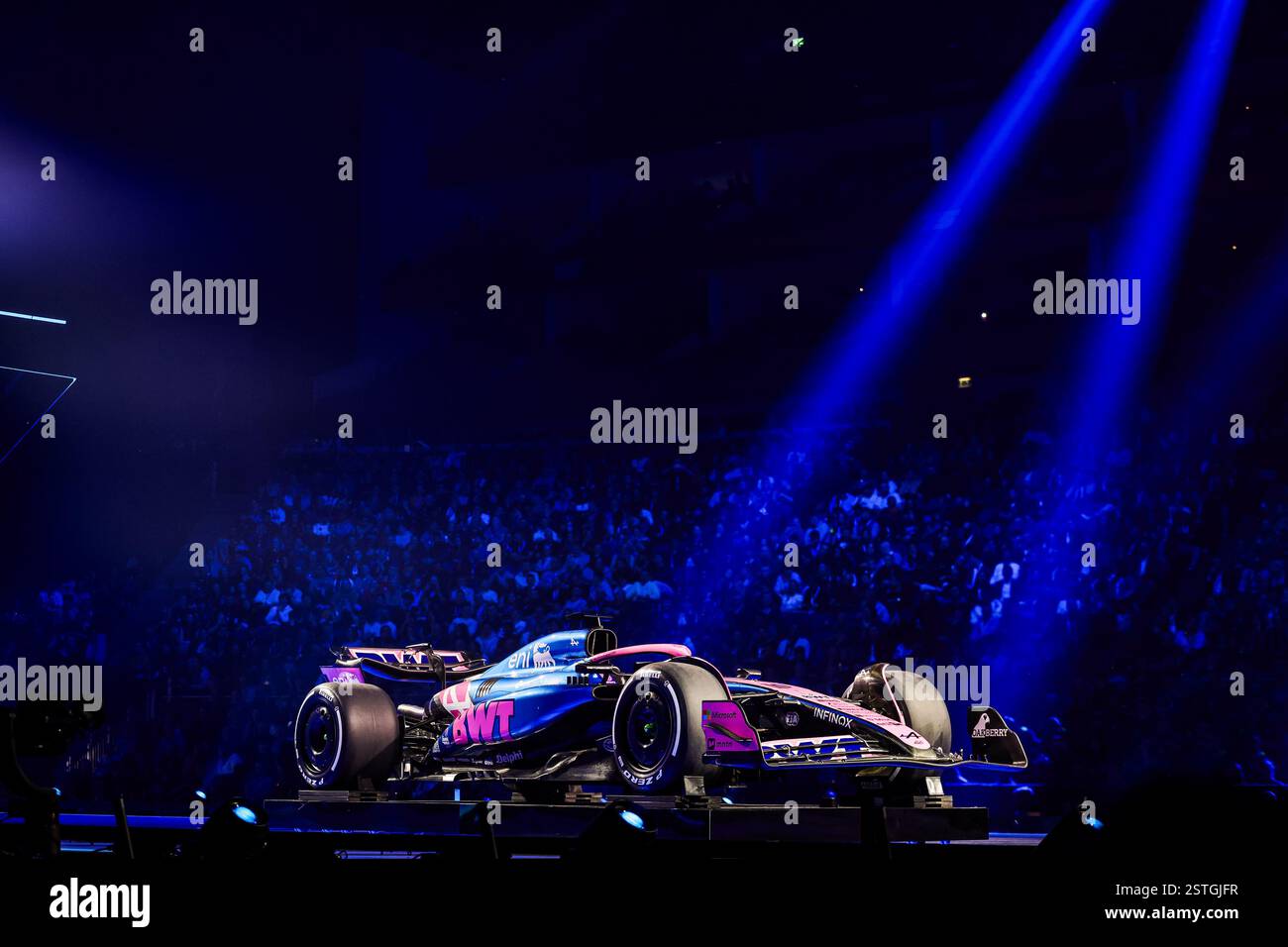 London, Emirats Arabes Unis. 18th Feb, 2025. Alpine F1 Team A525 livery ...