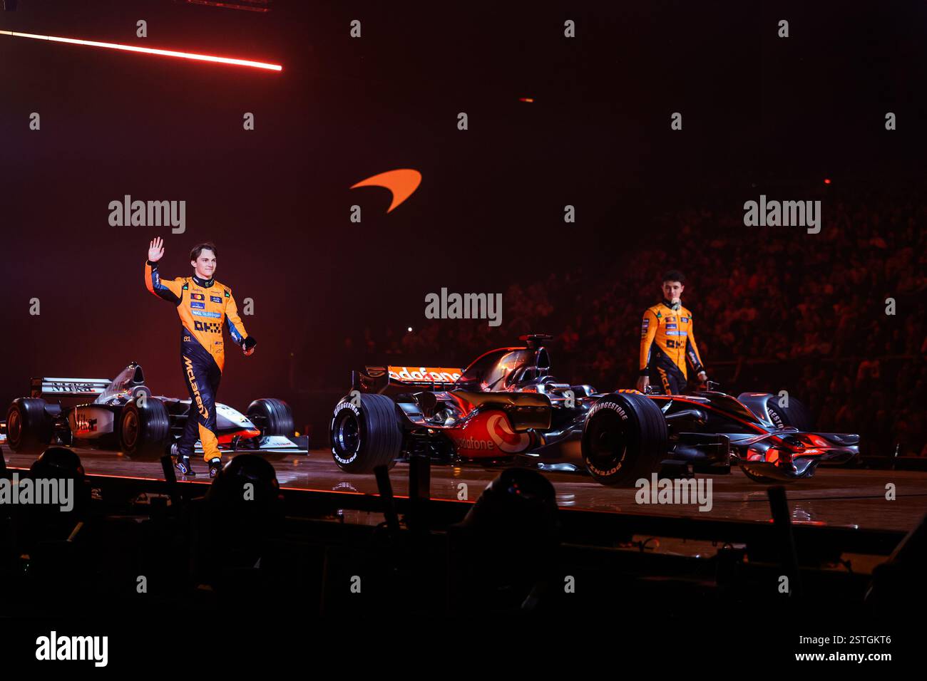 London, Emirats Arabes Unis. 18th Feb, 2025. PIASTRI Oscar (aus ...