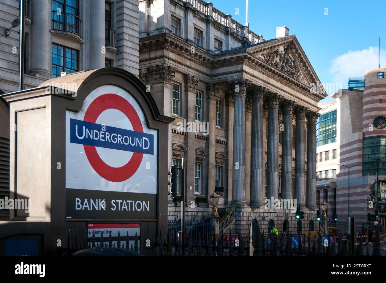 Mansion house london hi-res stock photography and images - Alamy