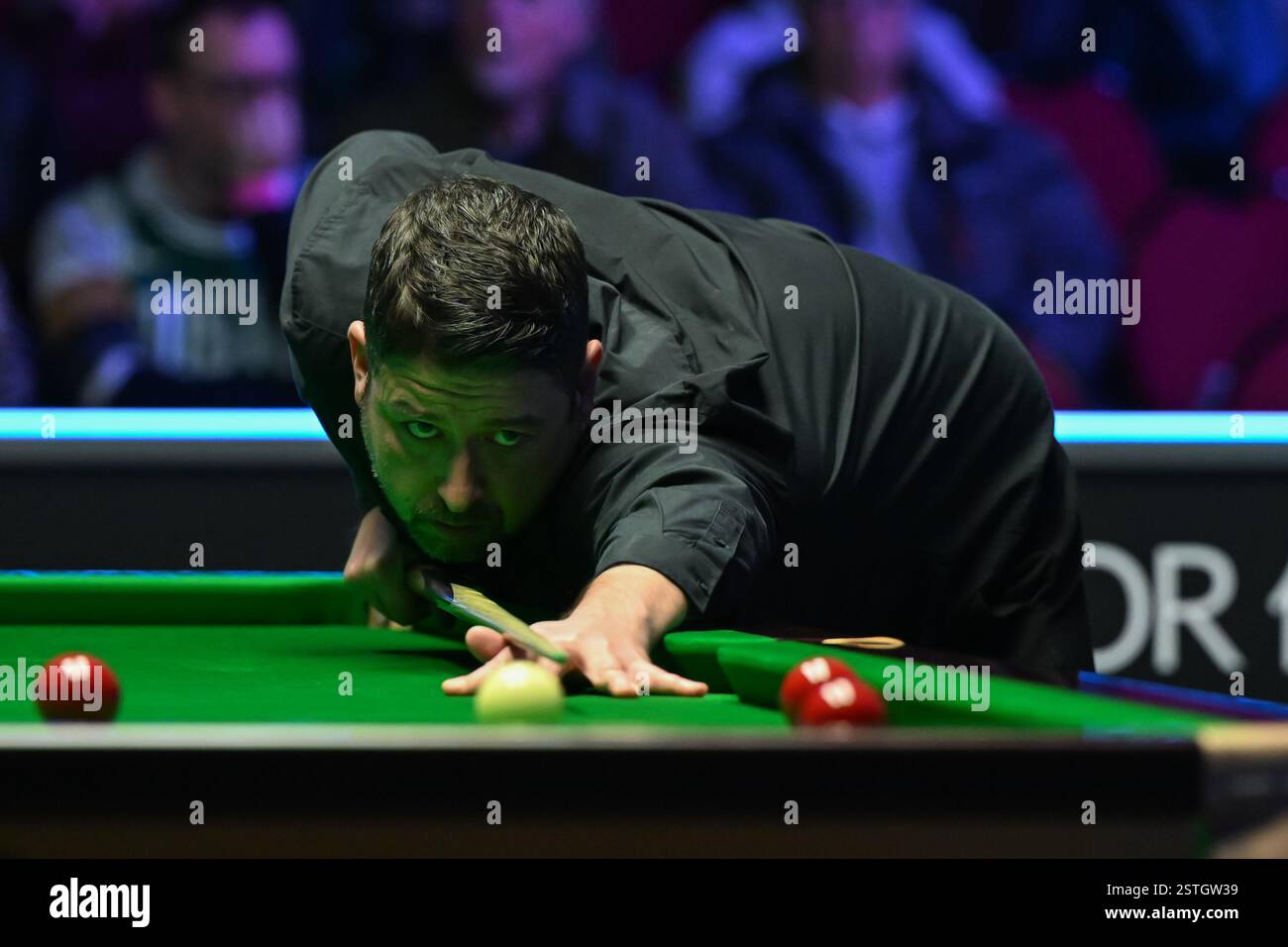 Sport snooker matthew stevens hi-res stock photography and images - Alamy