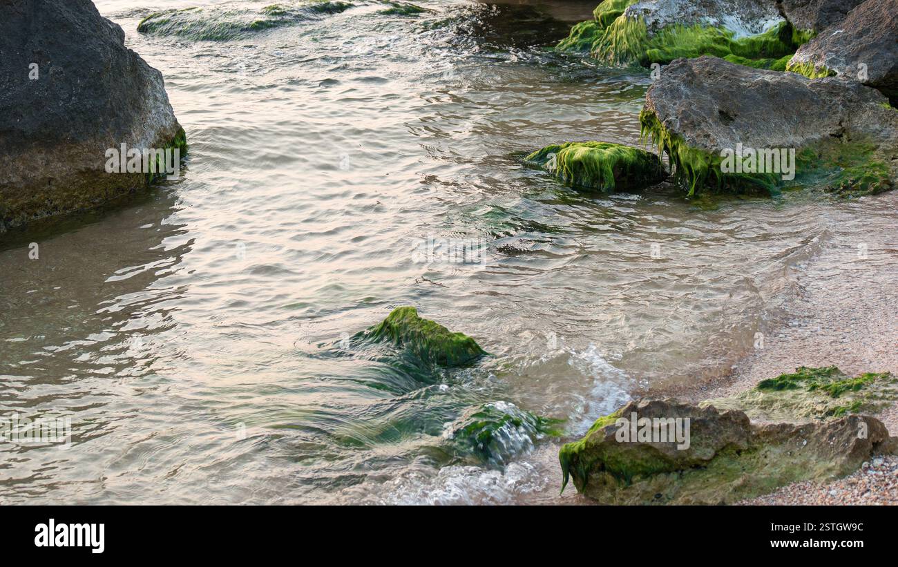 Beautiful sea sky rocks hi-res stock photography and images - Alamy