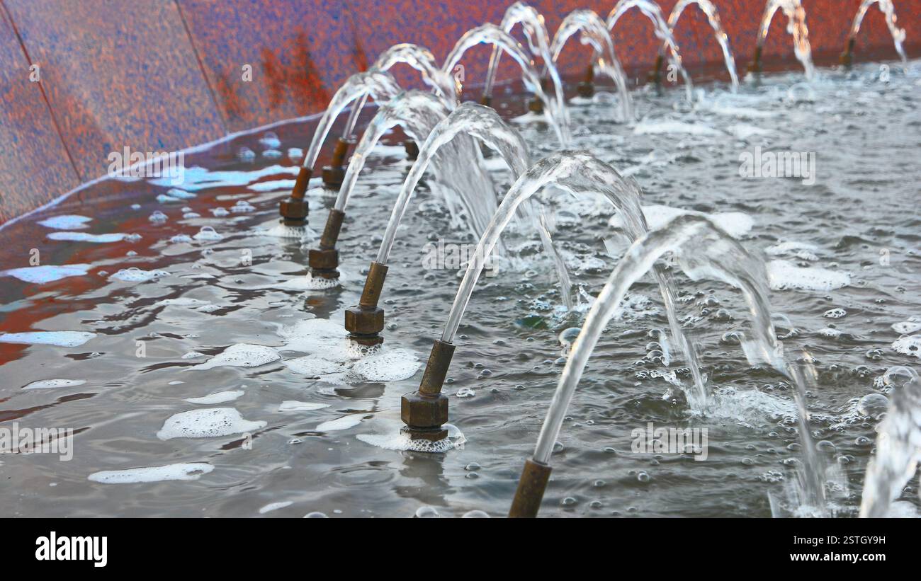 City jets hi-res stock photography and images - Alamy