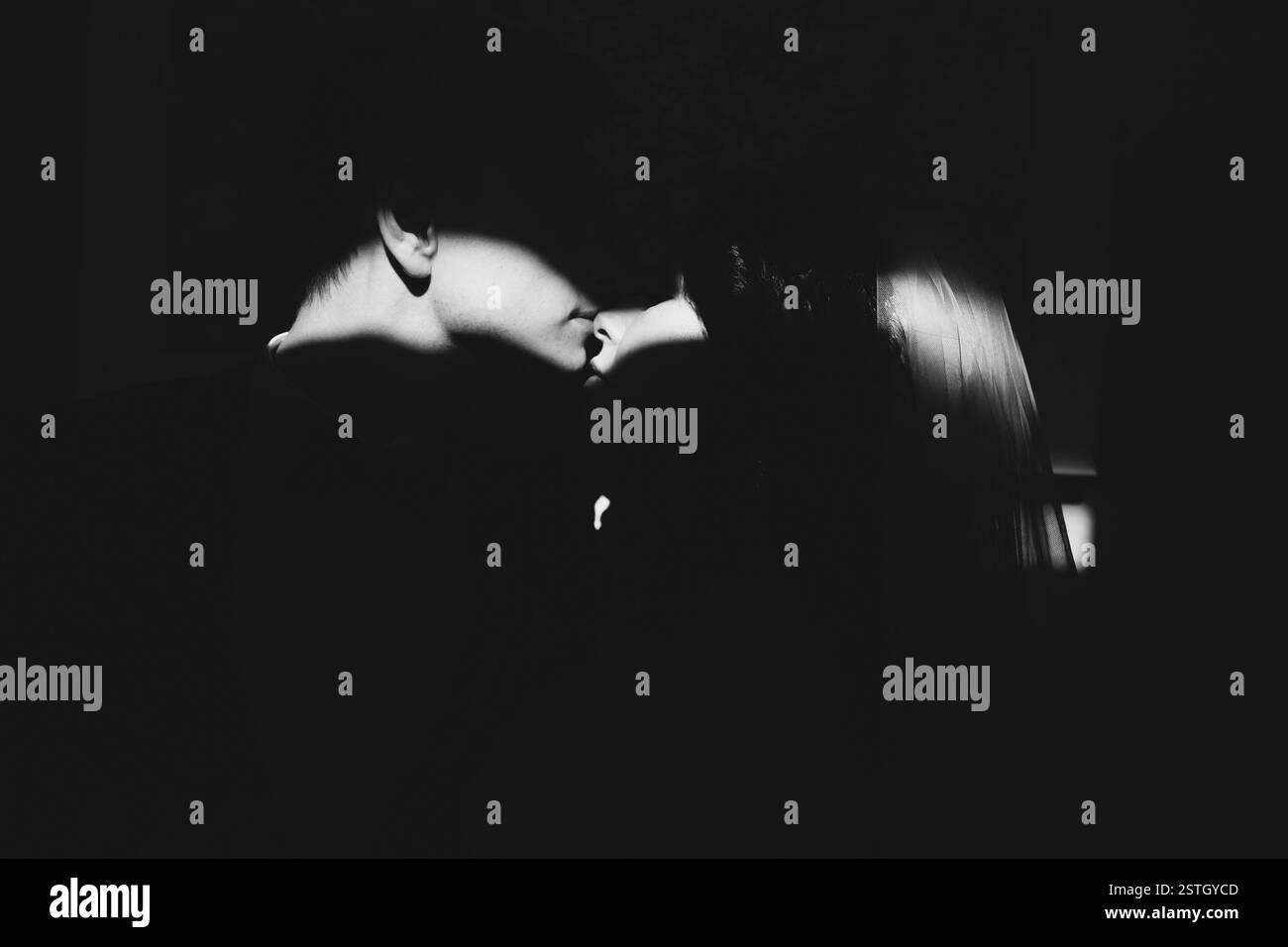 Husband wife kiss isolated Black and White Stock Photos & Images - Alamy